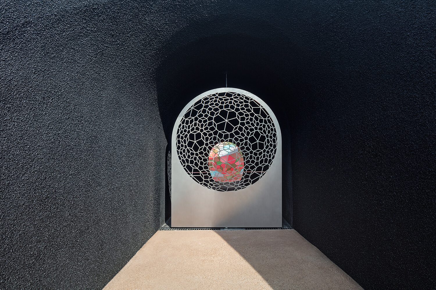 Breathing Earth Sphere - hube magazine