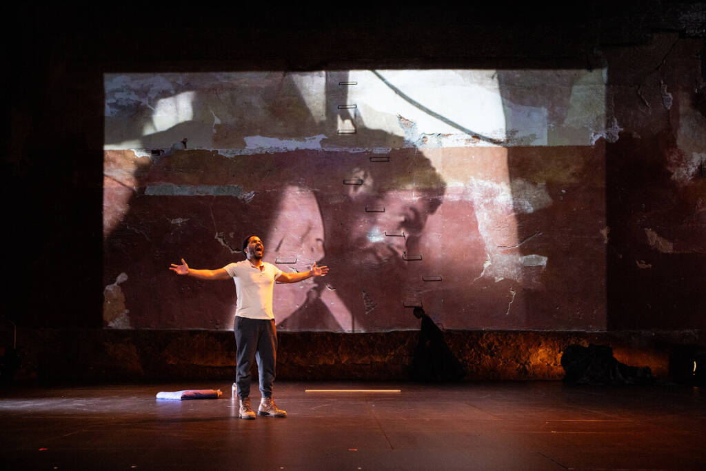 A powerful stage performance premieres in Amsterdam: ‘Minor Music at ...